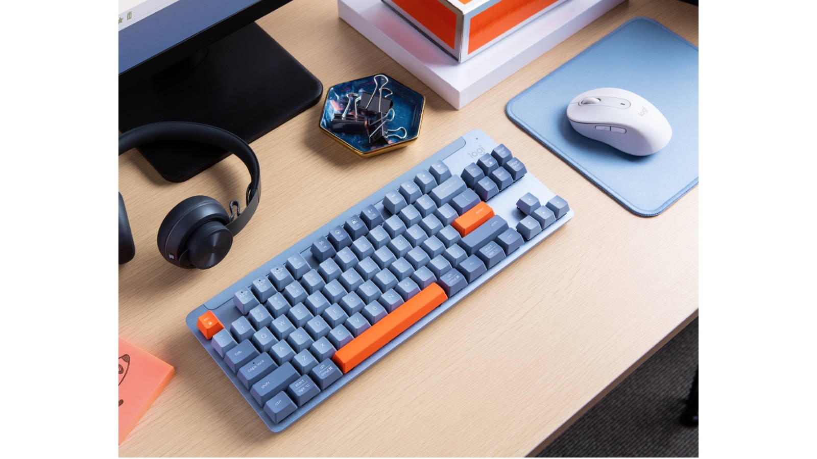 Logitech Signature K855 Wireless Mechanical Tenkeyless Keyboard - Blue ...