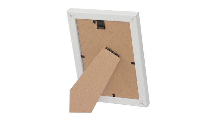 UR1 Finny 4x6-inch Photo Frame - White | Joyce Mayne